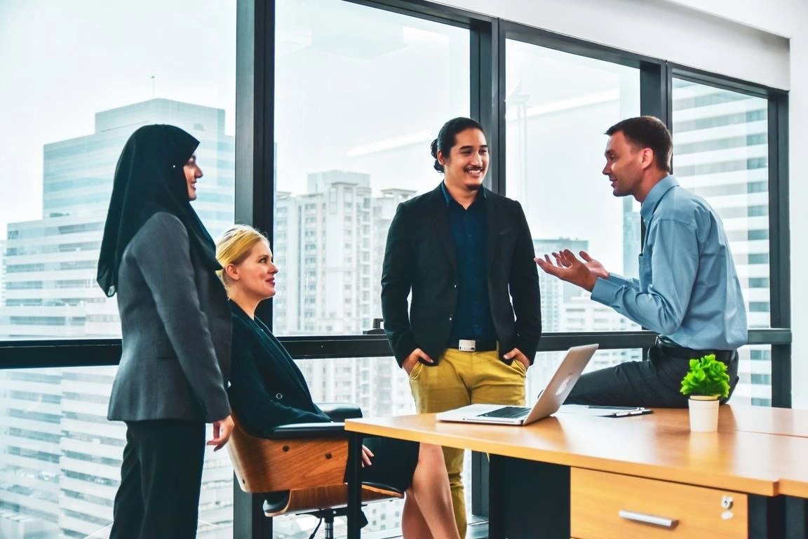 How to get better at using inclusive language in the workplace ...